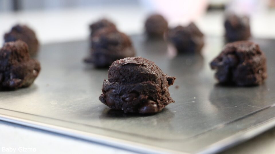 Mini Crumbl Peppermint Bark Cookie Copycat Recipe – | Baby Gizmo