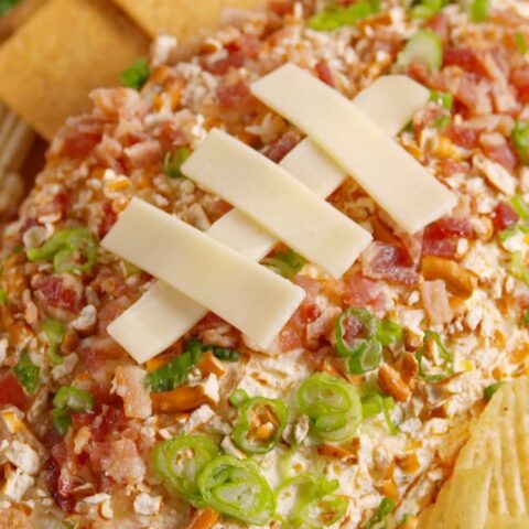 Football Themed Snacks and Desserts