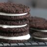 Crumbl Oreo Mallow Sandwich Cookies Copycat Recipe – Baby Gizmo
