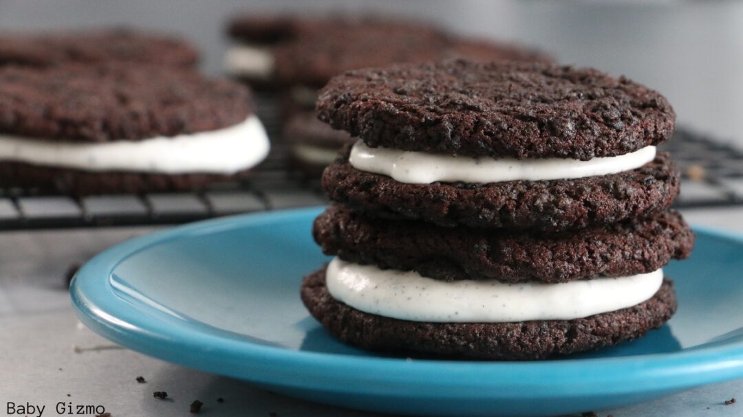 Crumbl Oreo Mallow Sandwich Cookies Copycat Recipe – Baby Gizmo