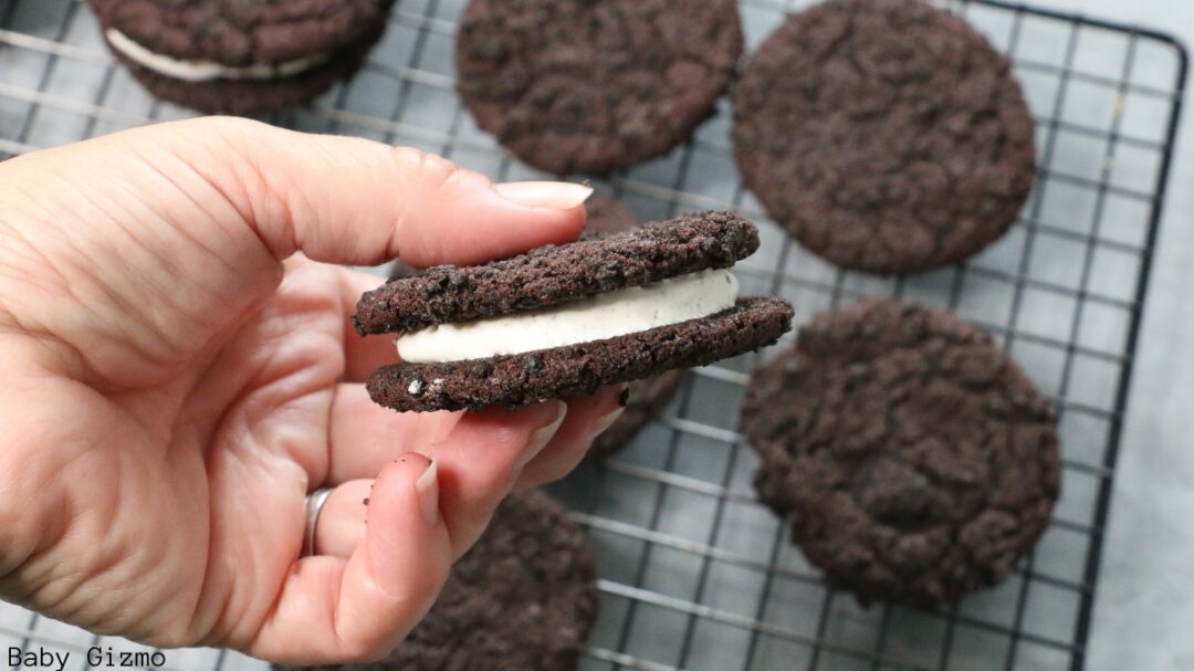Crumbl Oreo Mallow Sandwich Cookies Copycat Recipe – Baby Gizmo